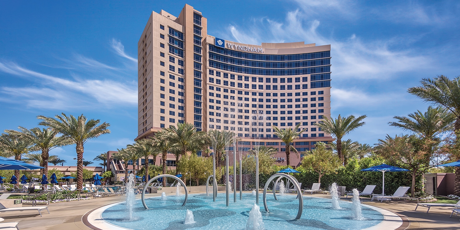 Travelzoo: Deals on Hotels, Flights, Vacations, Cruises & More